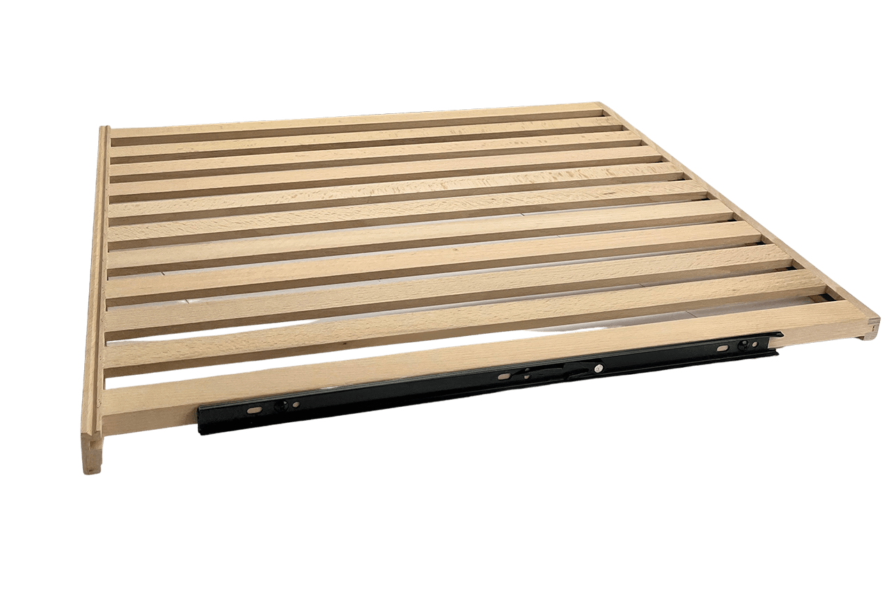 Pull-out shelf w/rails